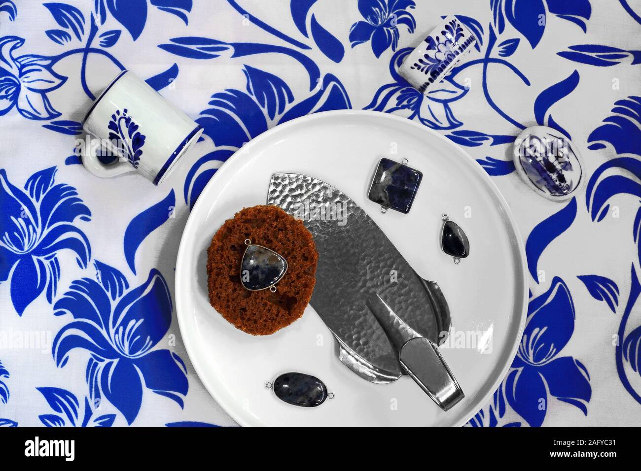 Tableau pantone hi-res stock photography and images - Alamy