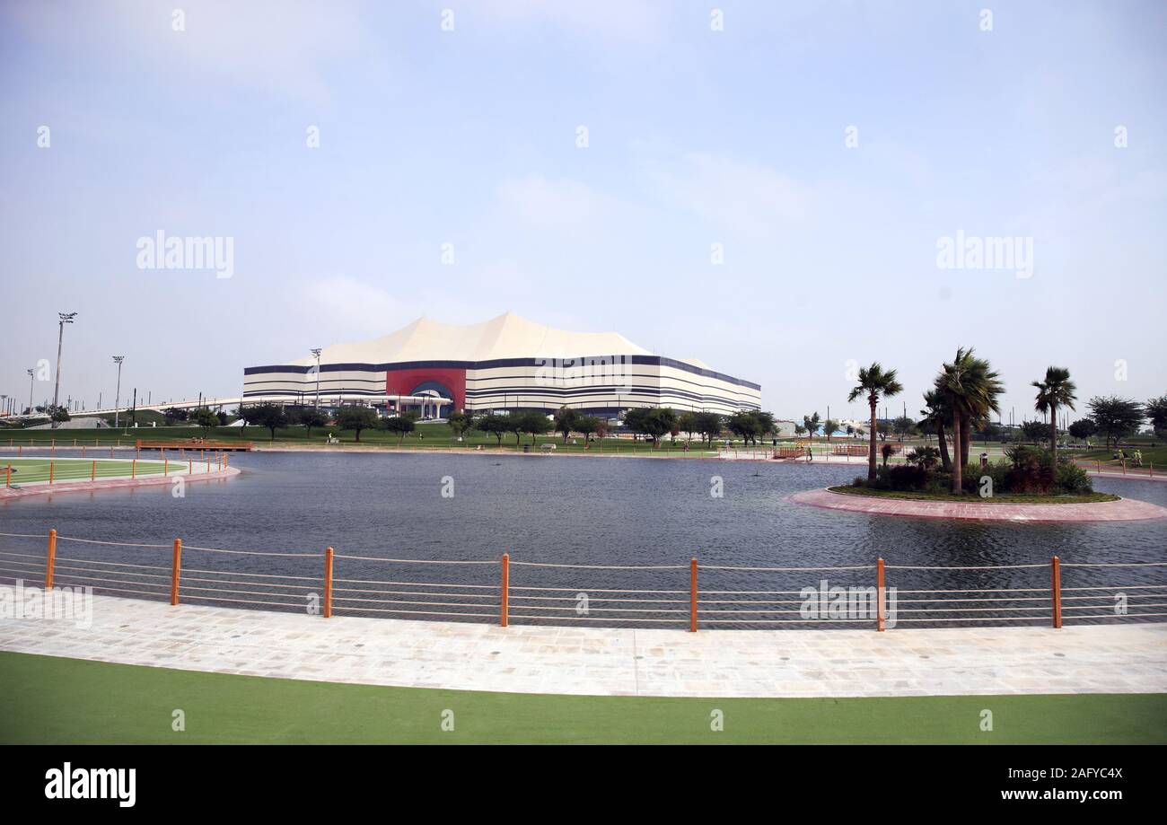 Al bayt stadium qatar hi-res stock photography and images - Alamy
