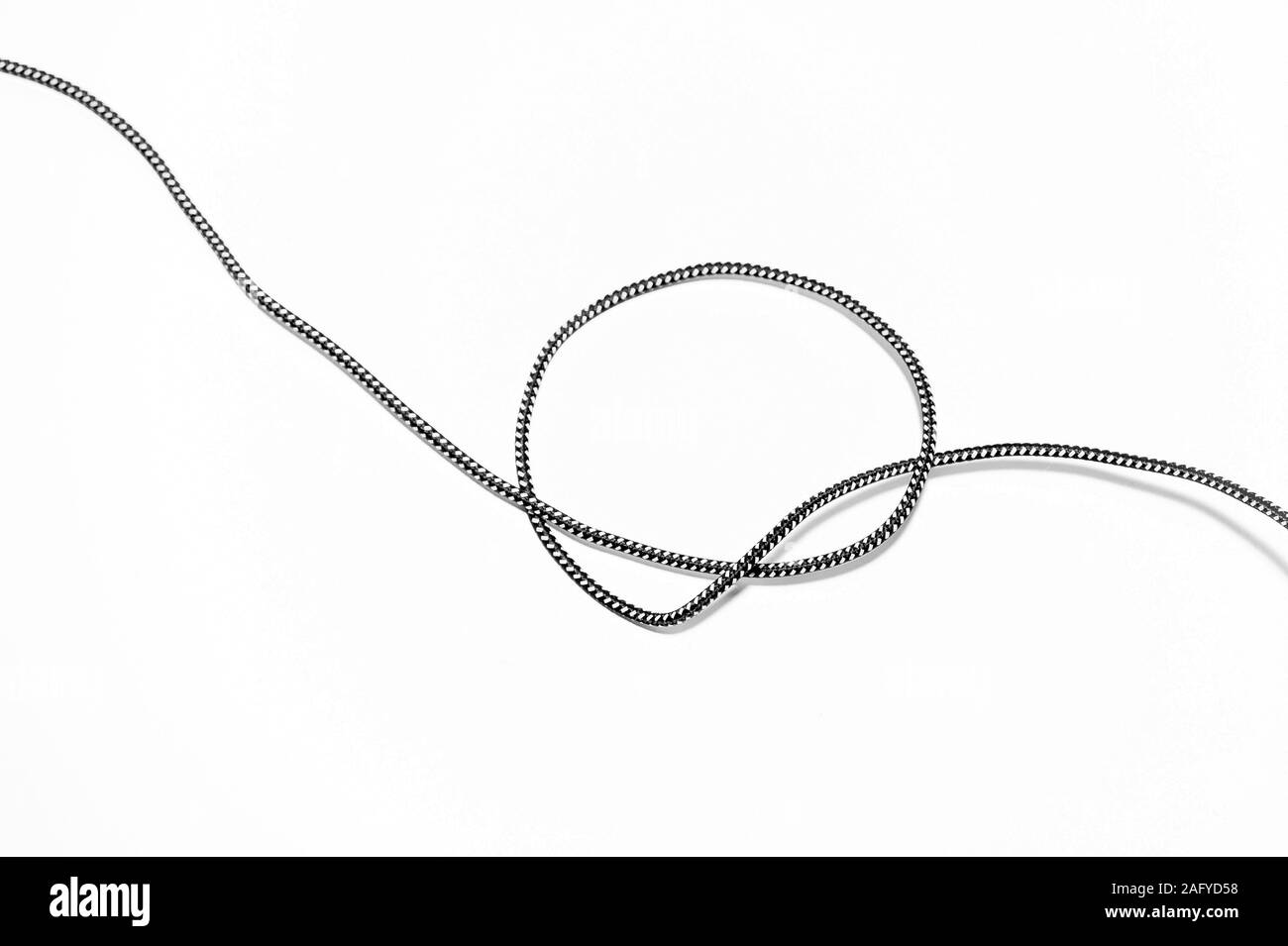 Simple loop knot Black and White Stock Photos & Images - Alamy