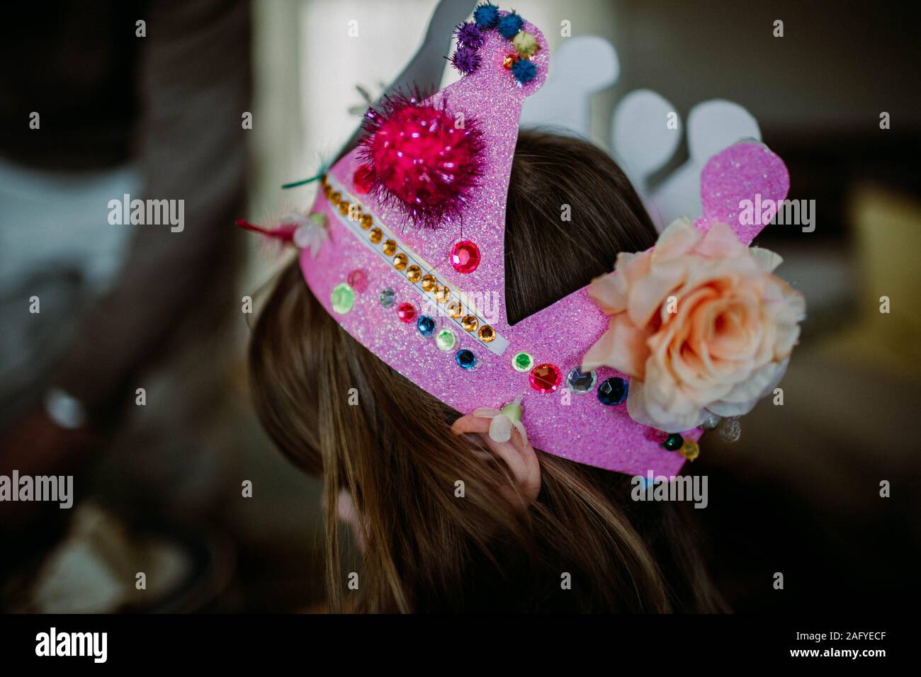 Faceless portrait hi-res stock photography and images - Alamy
