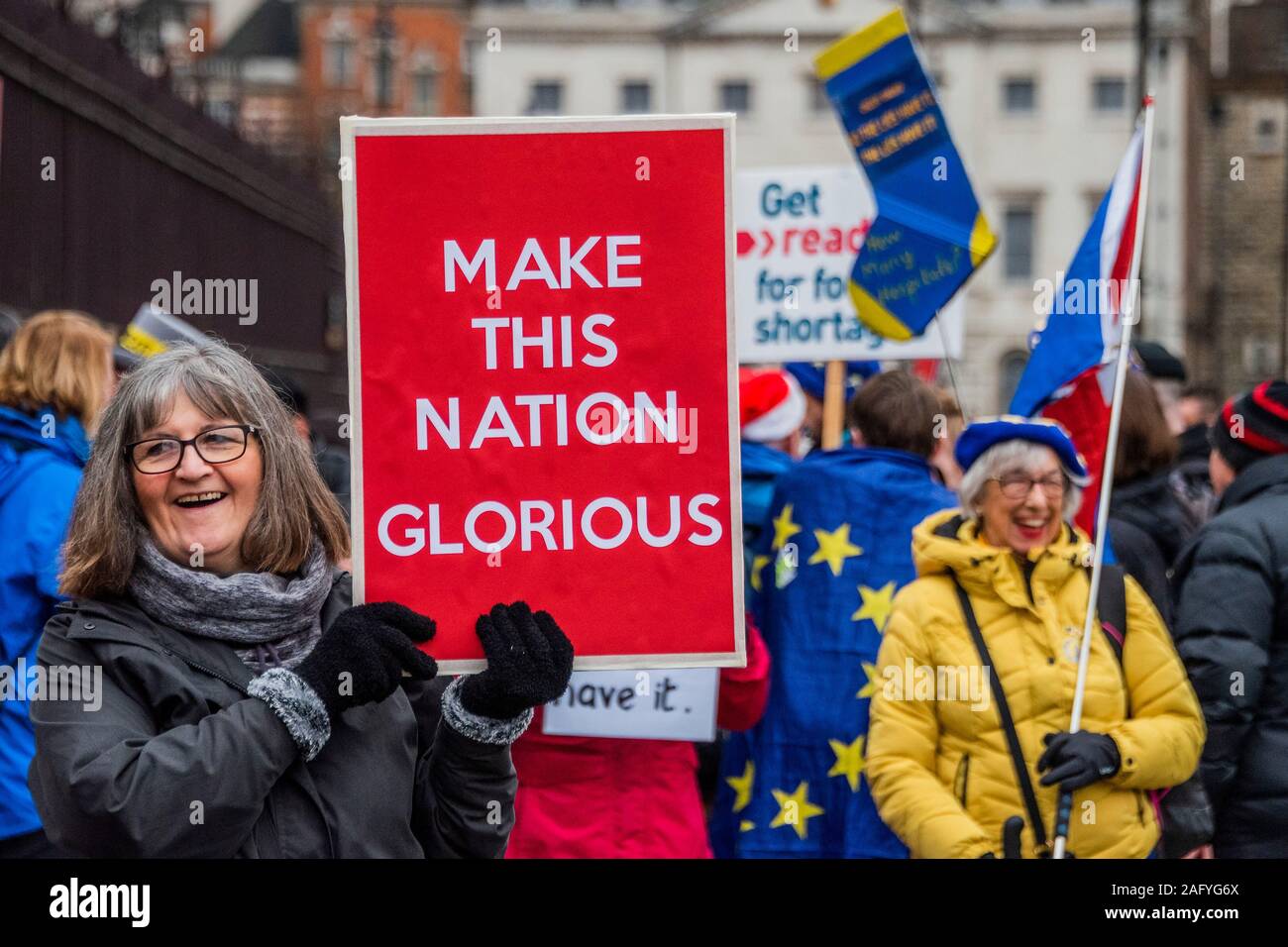 London, UK. 17th Dec, 2019. Leavers and remainers gather outside the ...
