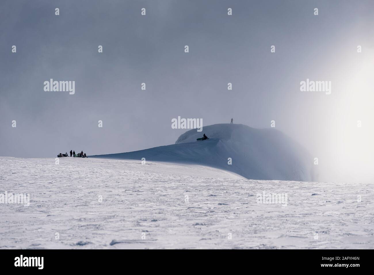 Weather scientist ice hi-res stock photography and images - Alamy
