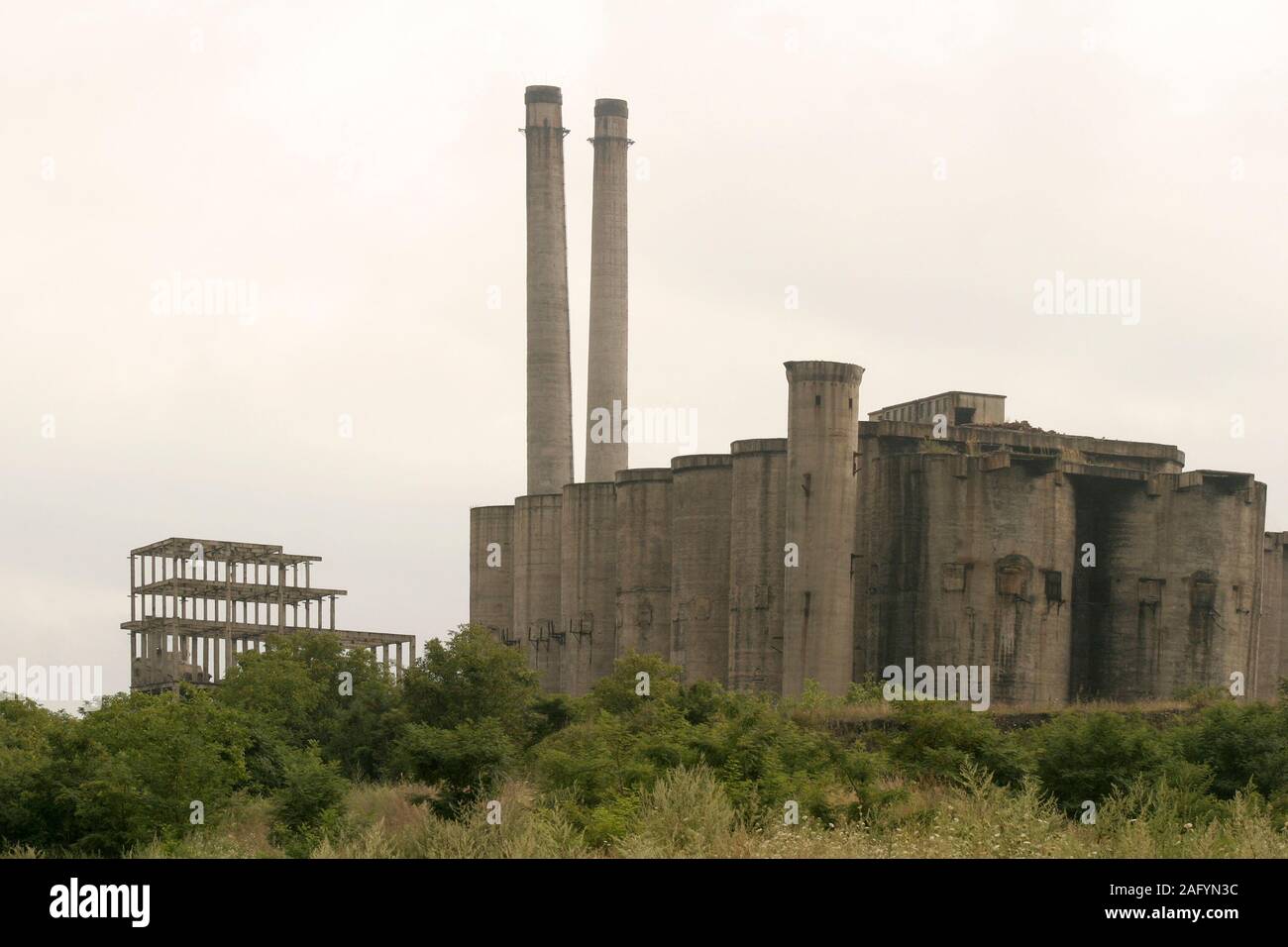 Abandoned industrial plant after the collapse of Communism in Romania ...