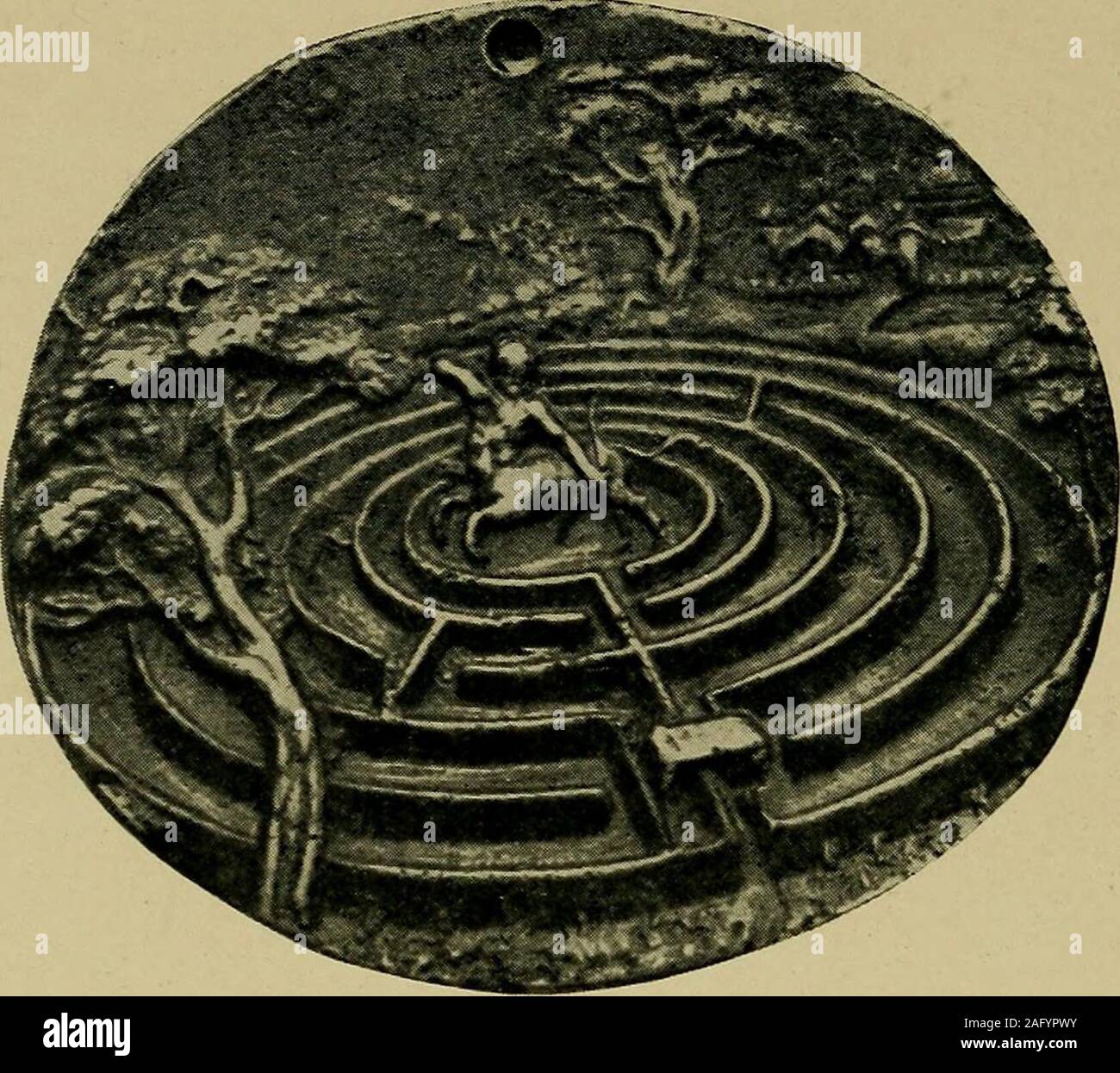 Labyrinth chartres hi-res stock photography and images - Alamy