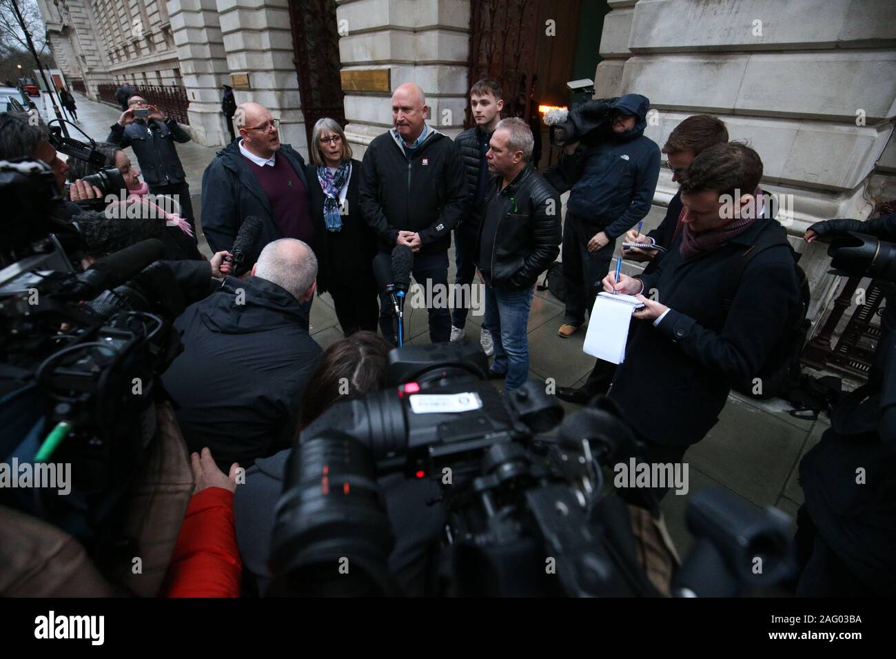 Tim dunn left hi-res stock photography and images - Alamy