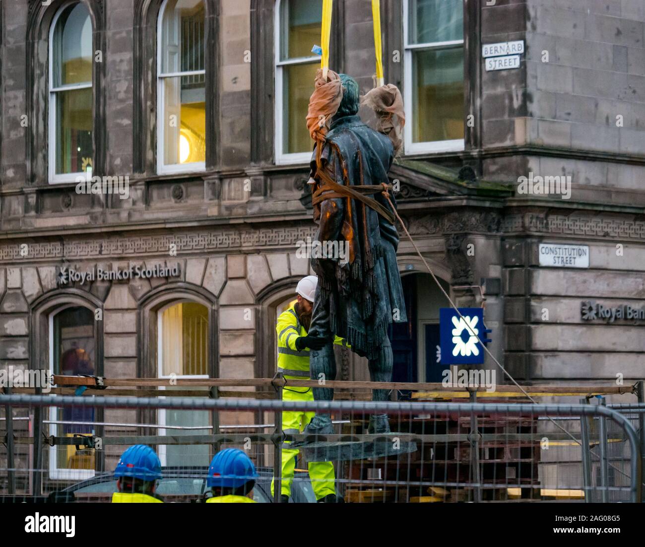 Leith, Edinburgh, Scotland, UK. Robert Burns statue by David Watson ...