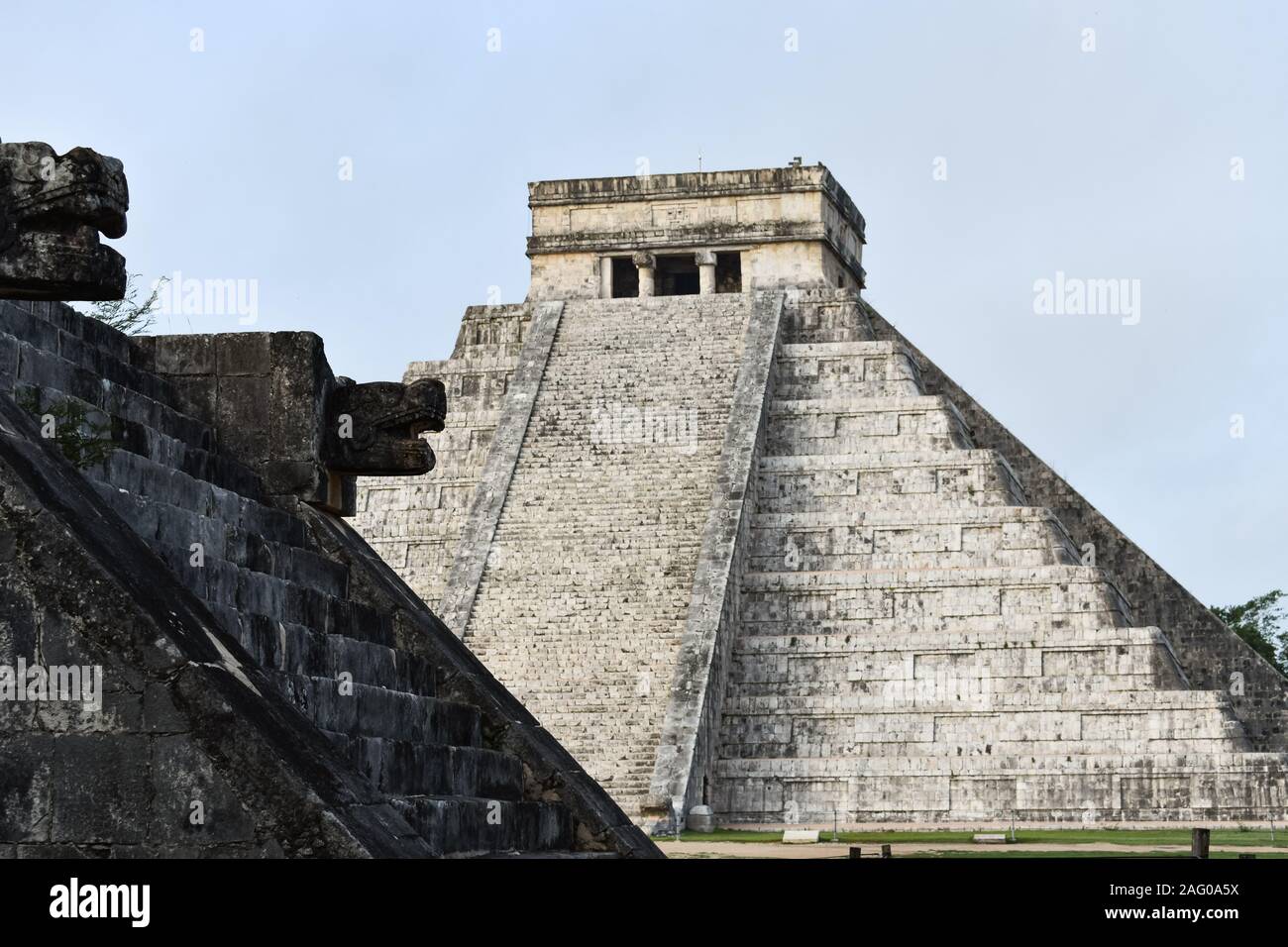 The pyramid Chitzen Itza Stock Photo - Alamy
