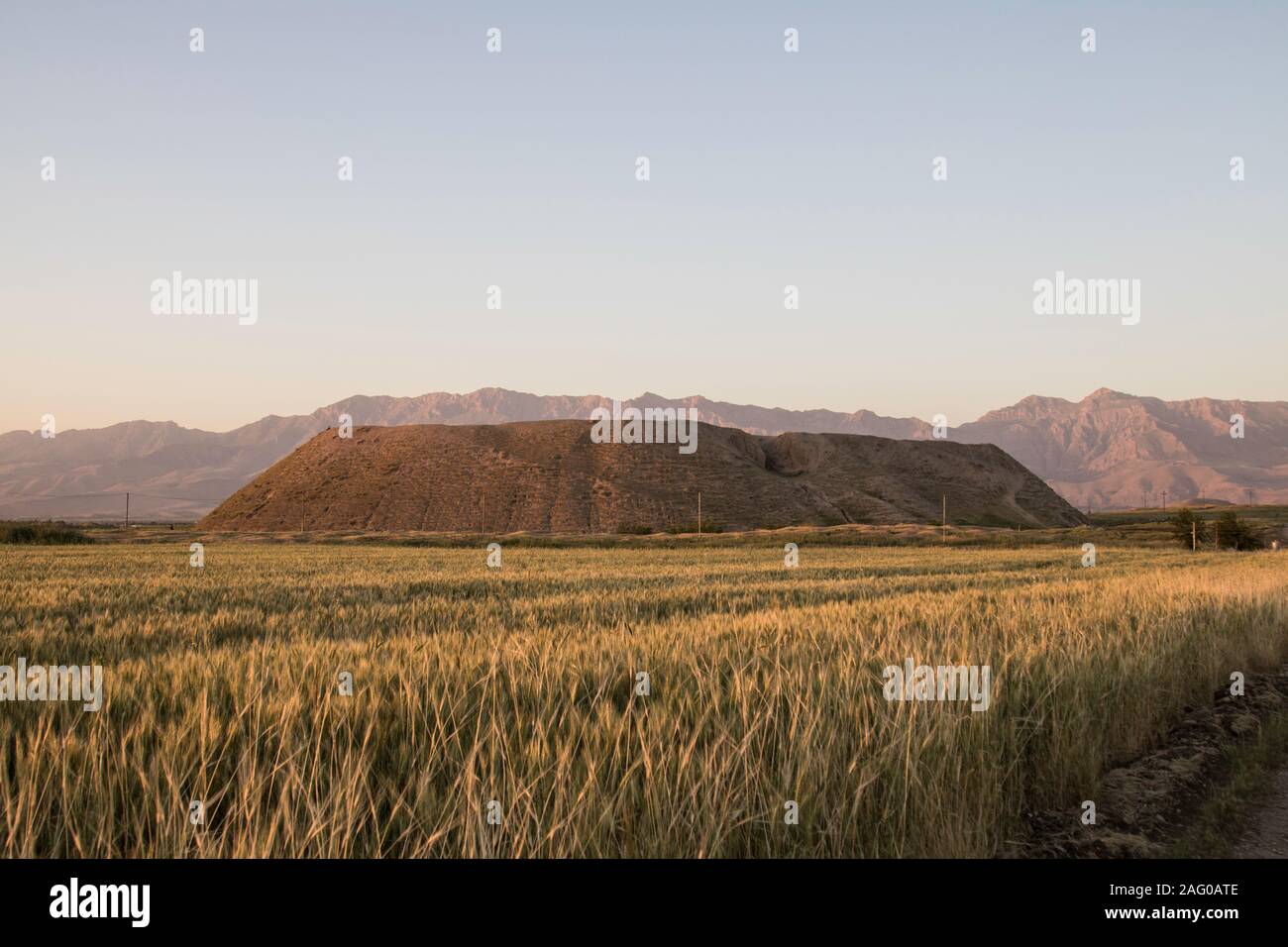 Iraq Kurdistan landscape view of Zagros and ancient mound Stock Photo ...