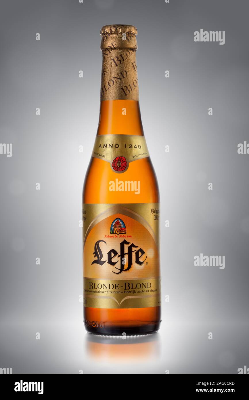 Leffe blond hi-res stock photography and images - Alamy