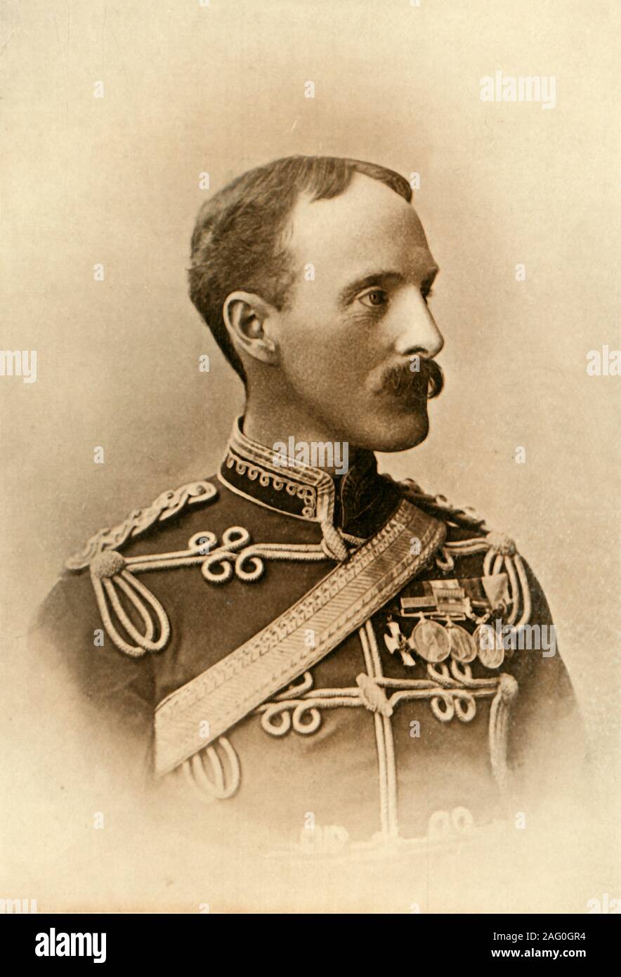 General sir ian standish monteith hamilton hi-res stock photography and ...