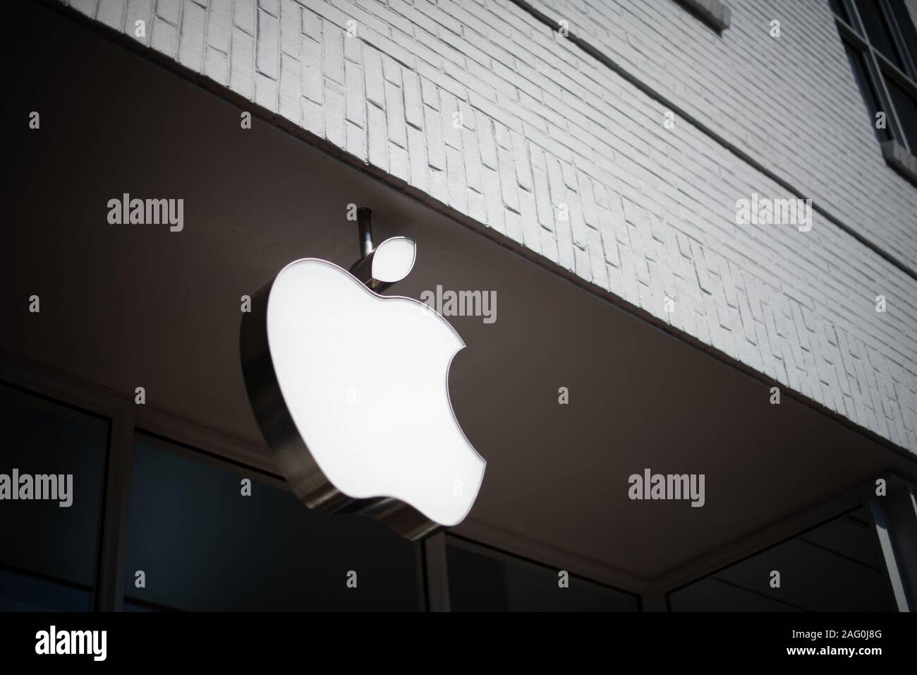 Computer georgetown hi-res stock photography and images - Alamy