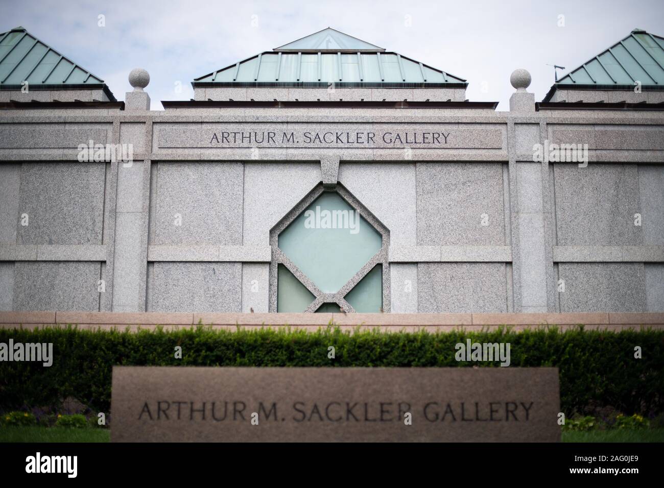 Arthur sackler hi-res stock photography and images - Alamy