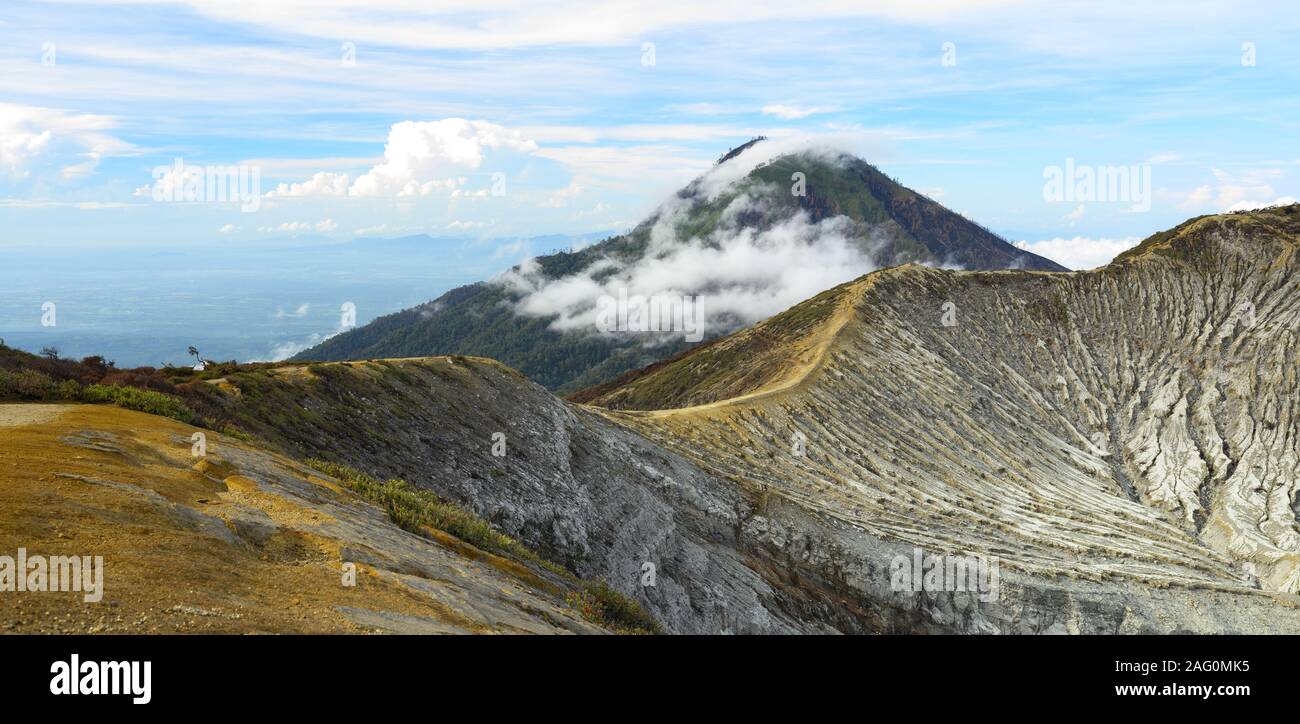 Stunning panoramic view of the Ijen Volcano Complex with mountains ...