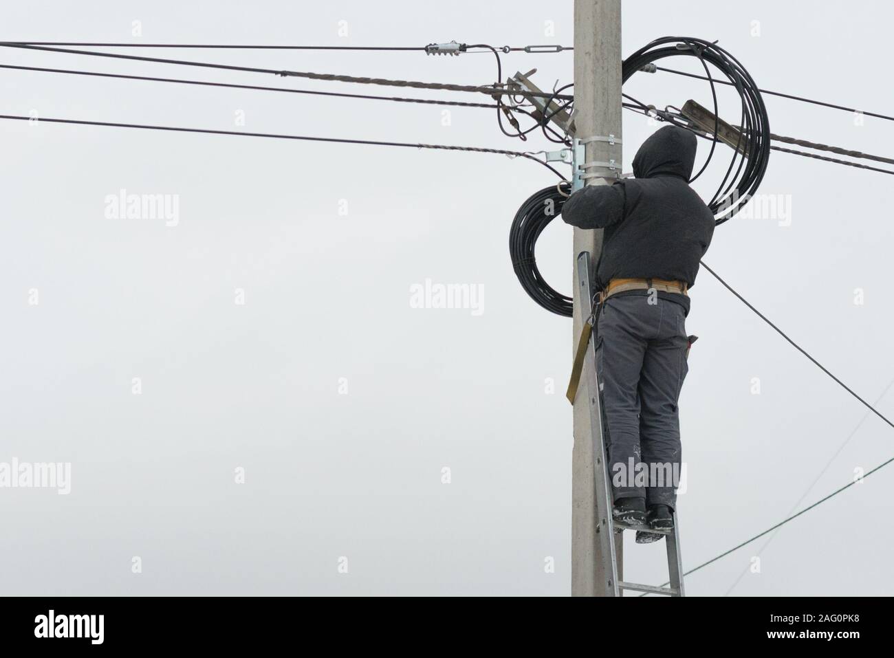 Installing street lighting hi-res stock photography and images - Alamy