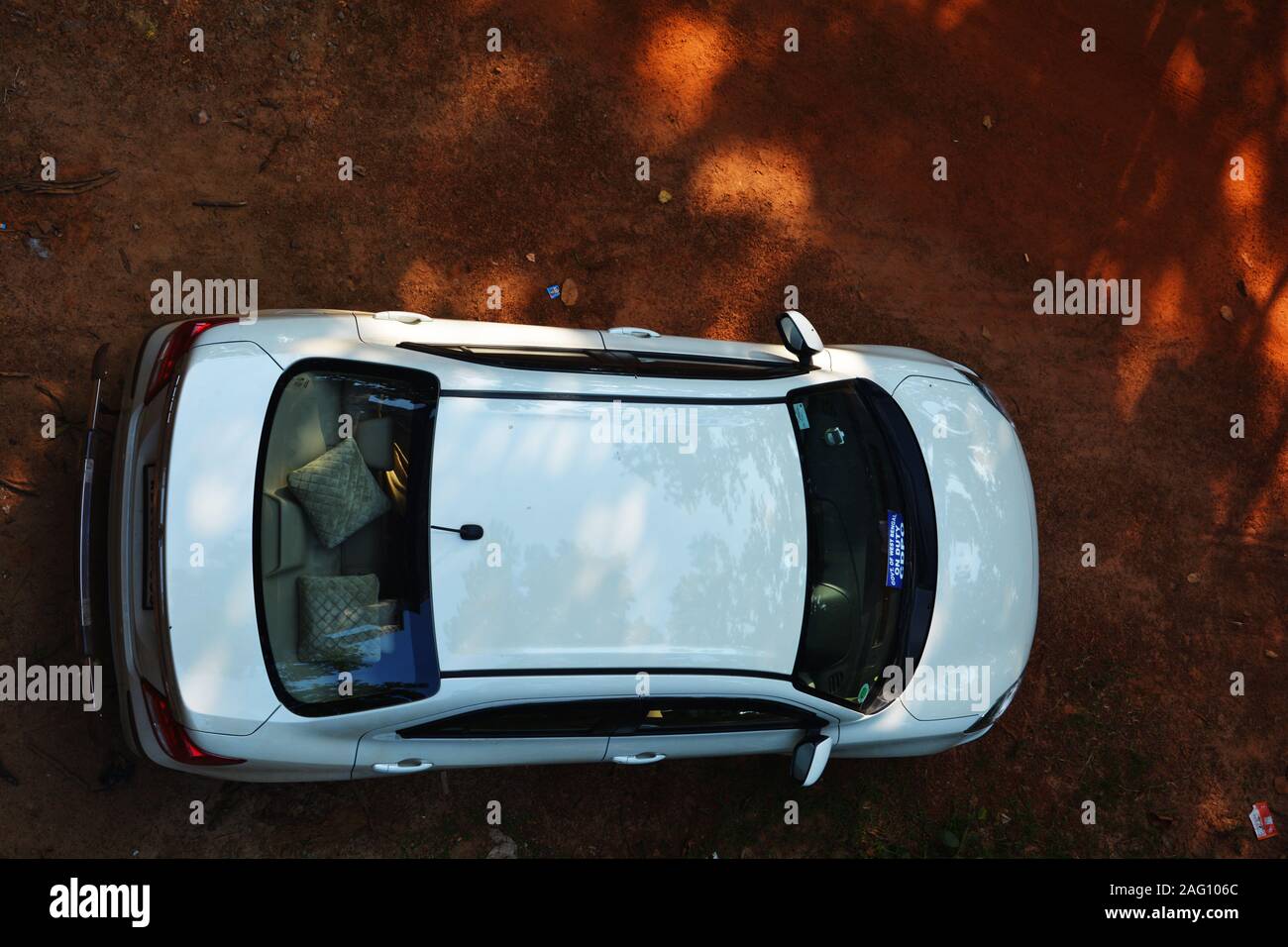 Indian car hi-res stock photography and images - Alamy