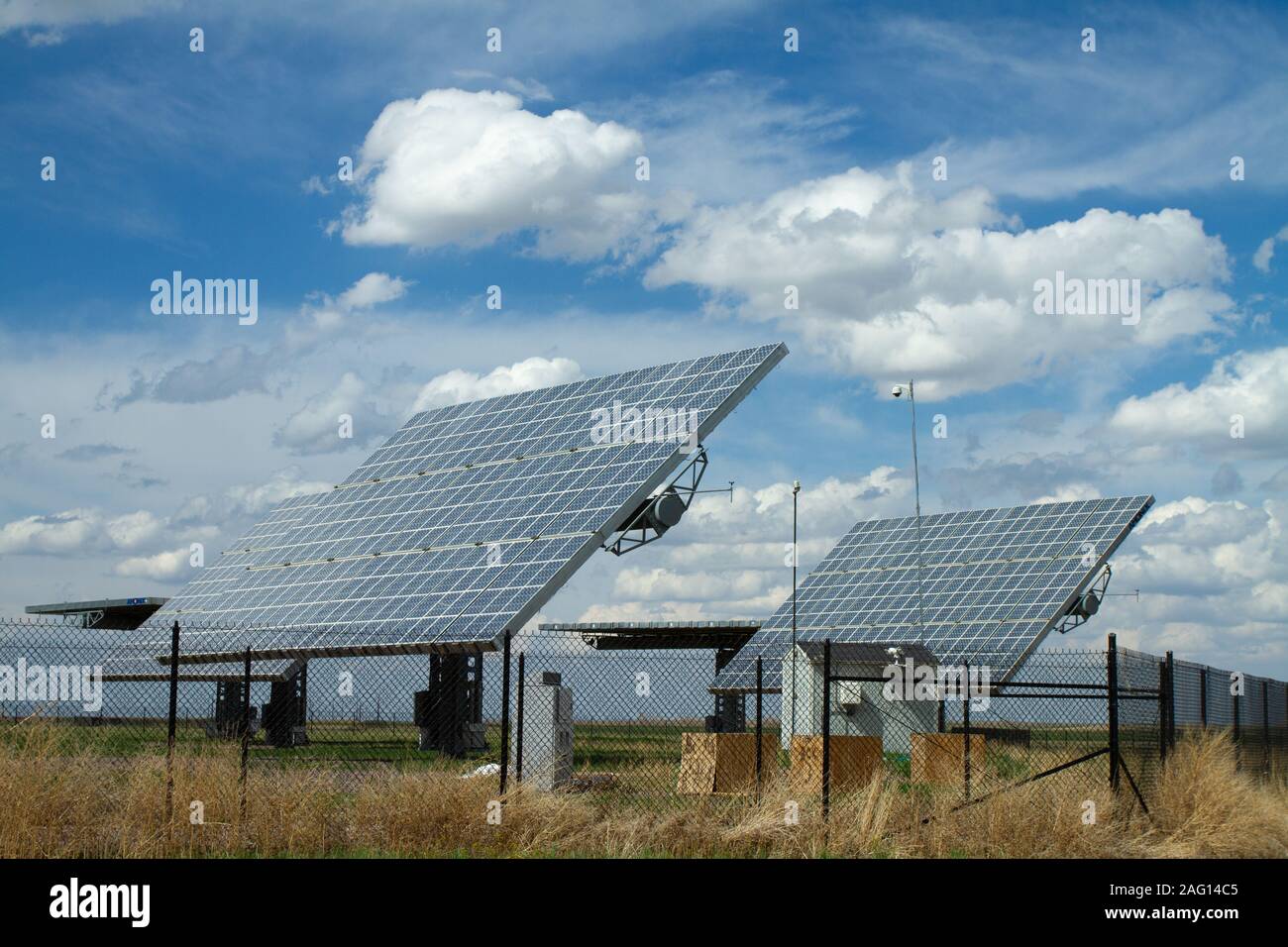 Array of Solar Panels in Open Prairie Stock Photo - Alamy