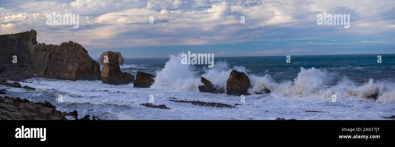 The rage of the ocean. Sea of Cantabria during a storm Stock Photo - Alamy