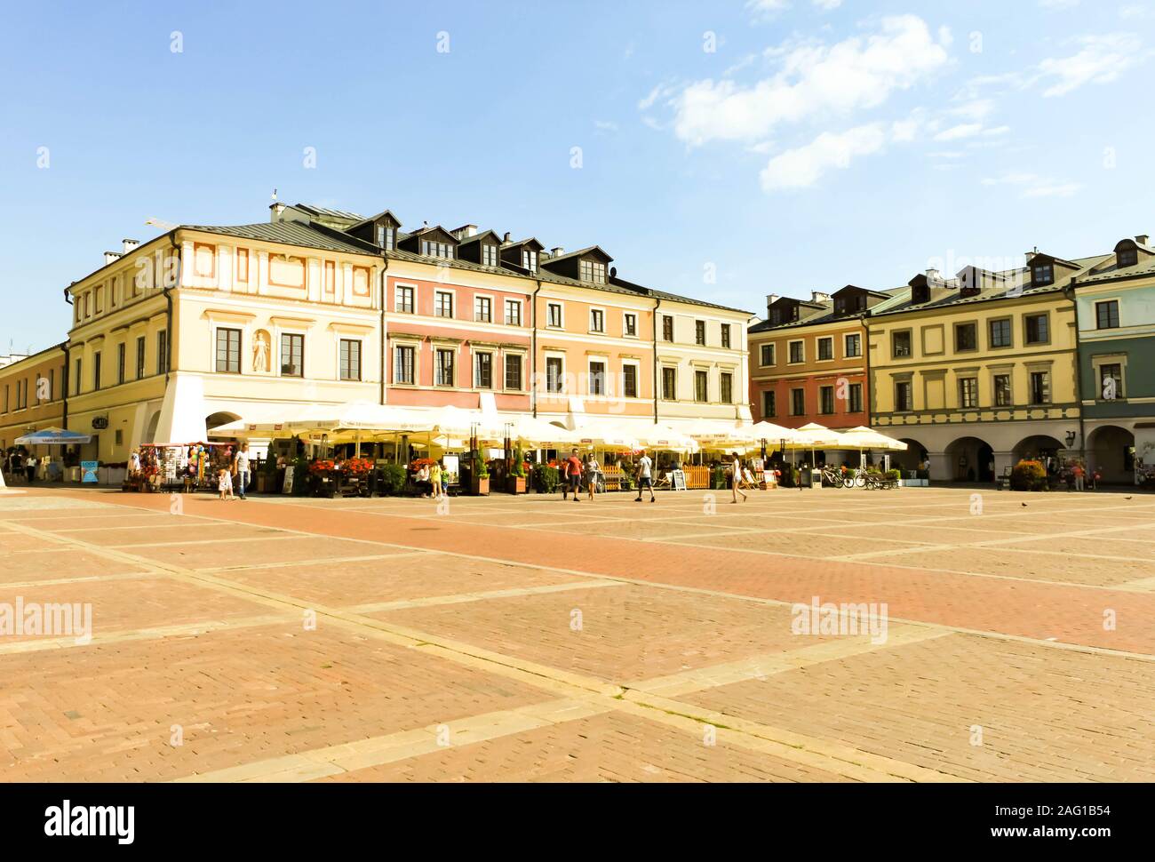 ZAMOSC, POLAND - JULY 28, 2019: colorful renaissance houses at Market ...