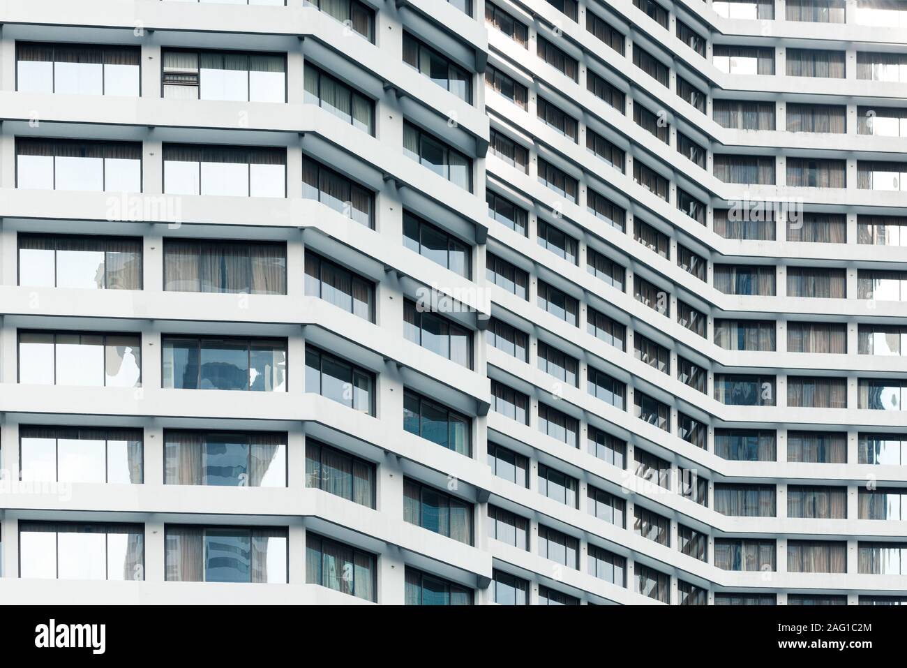 Windows grid of modern steel building scene reflection Stock Photo - Alamy