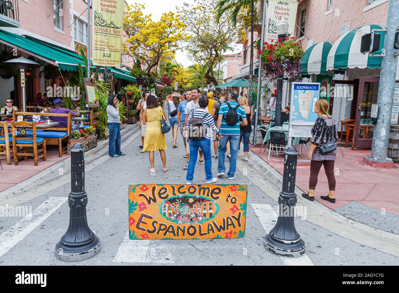 Espanola way miami beach hi-res stock photography and images - Alamy