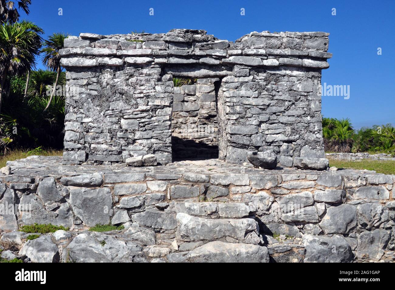 Mayan Ruins located in Tulum, Mexico Stock Photo - Alamy