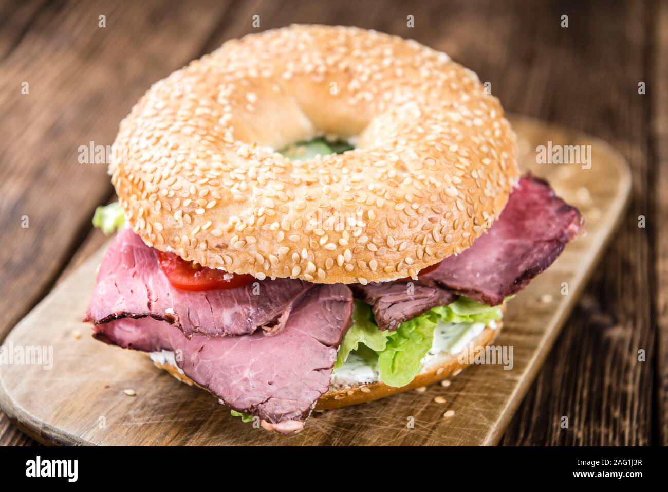 Fat beagle hi-res stock photography and images - Alamy