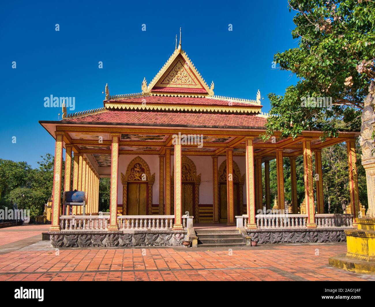 Khmer Buddhist Temple High Resolution Stock Photography and Images - Alamy