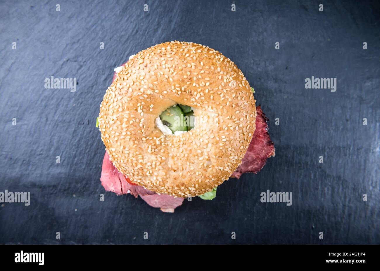 Fat beagle hi-res stock photography and images - Alamy