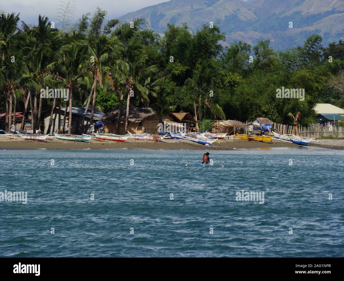Coastal communities in The Philippines, highly dependent on fisheries ...
