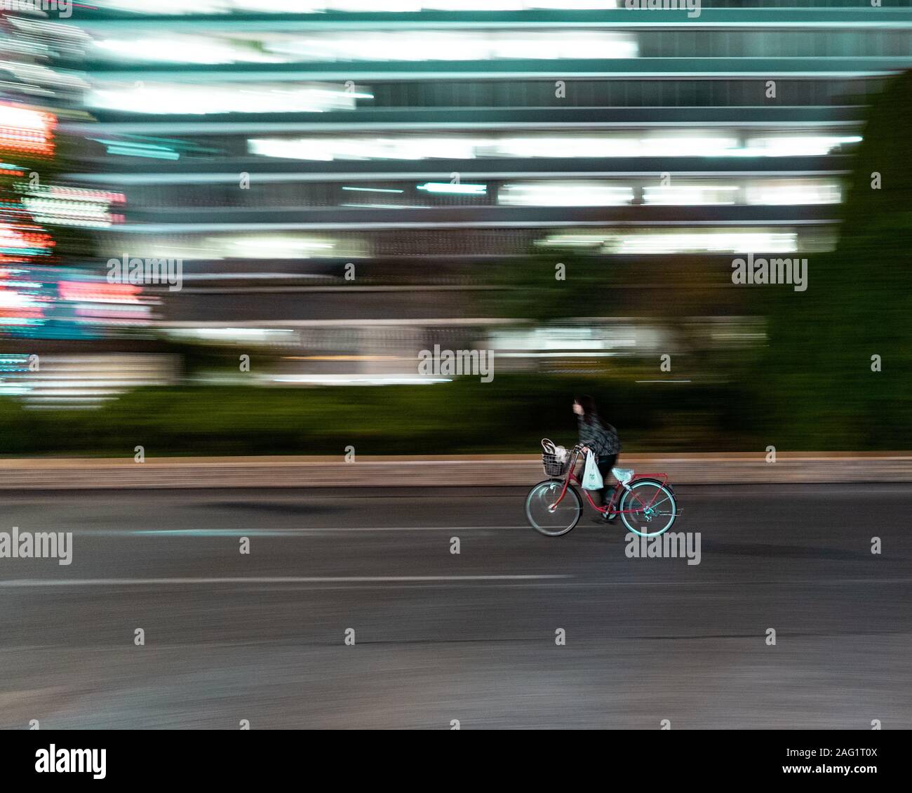Panning effect hi-res stock photography and images - Alamy