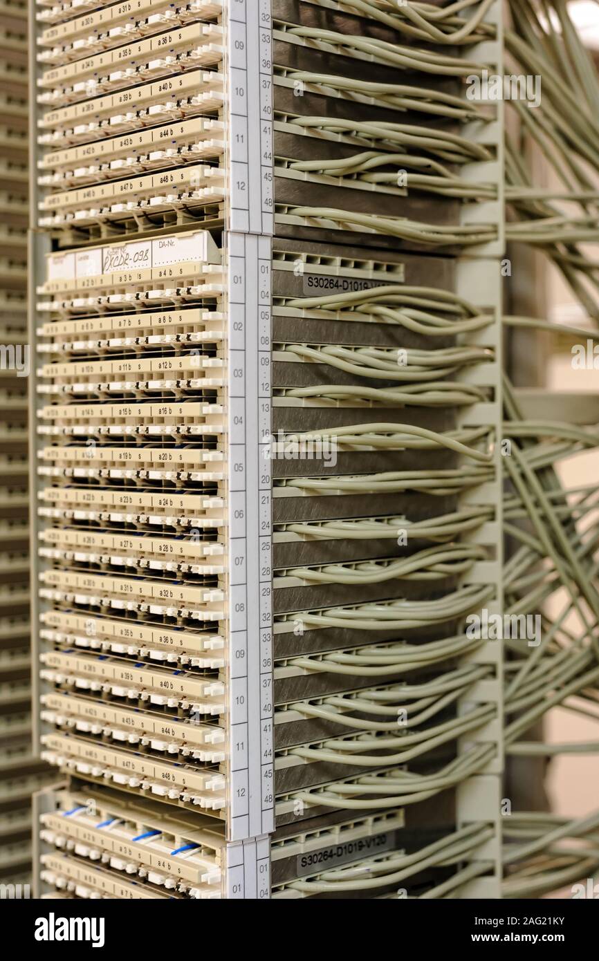 Fibre node hi-res stock photography and images - Alamy