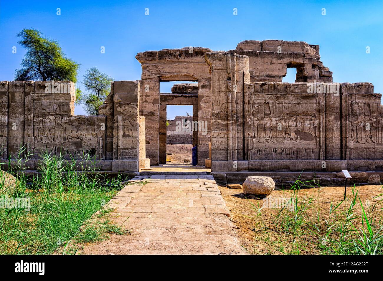 Luxor temples hi-res stock photography and images - Alamy