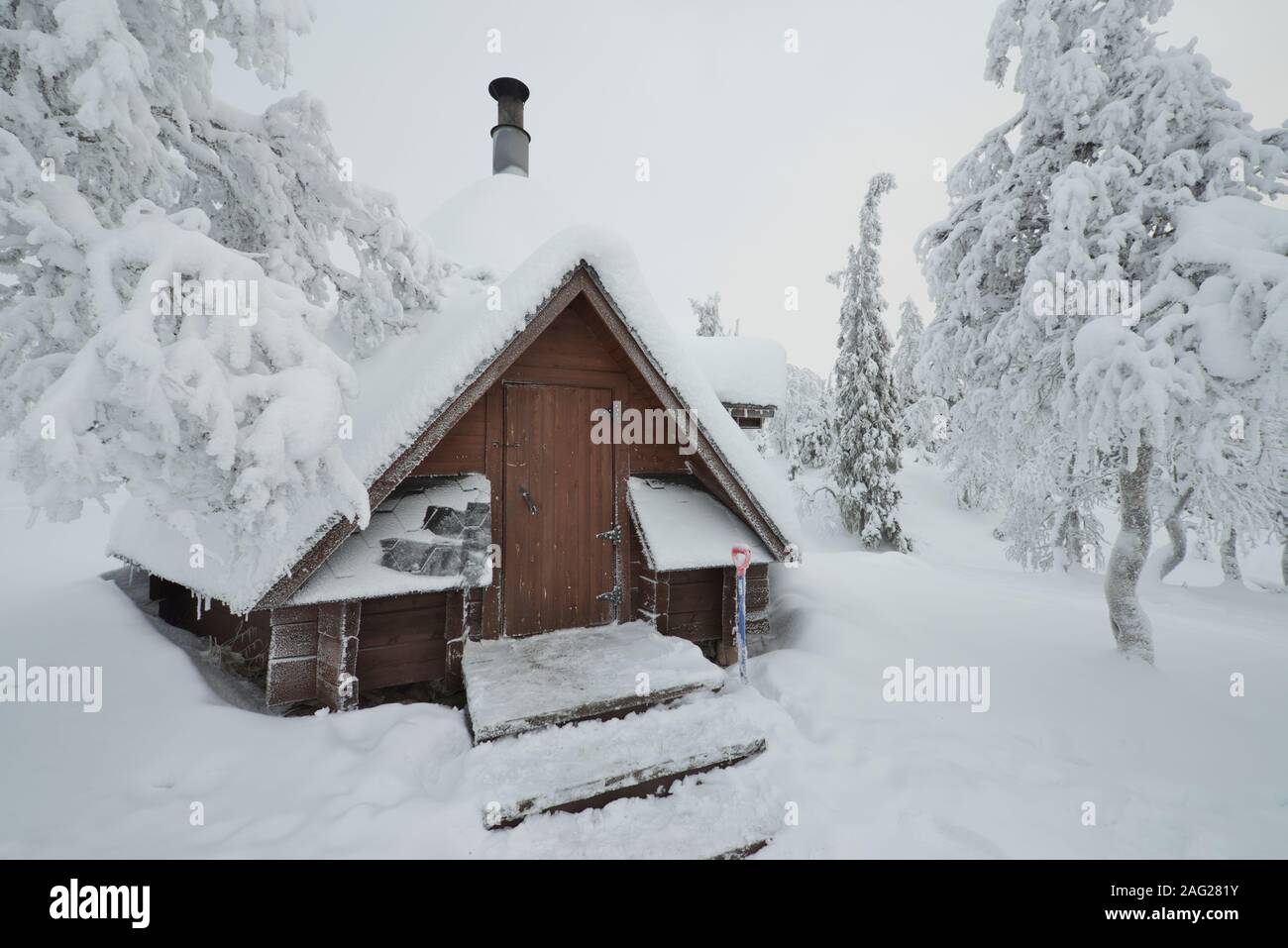 Open hut in Pallas-Yllästunturi National Park, Muonio, Finland Stock ...