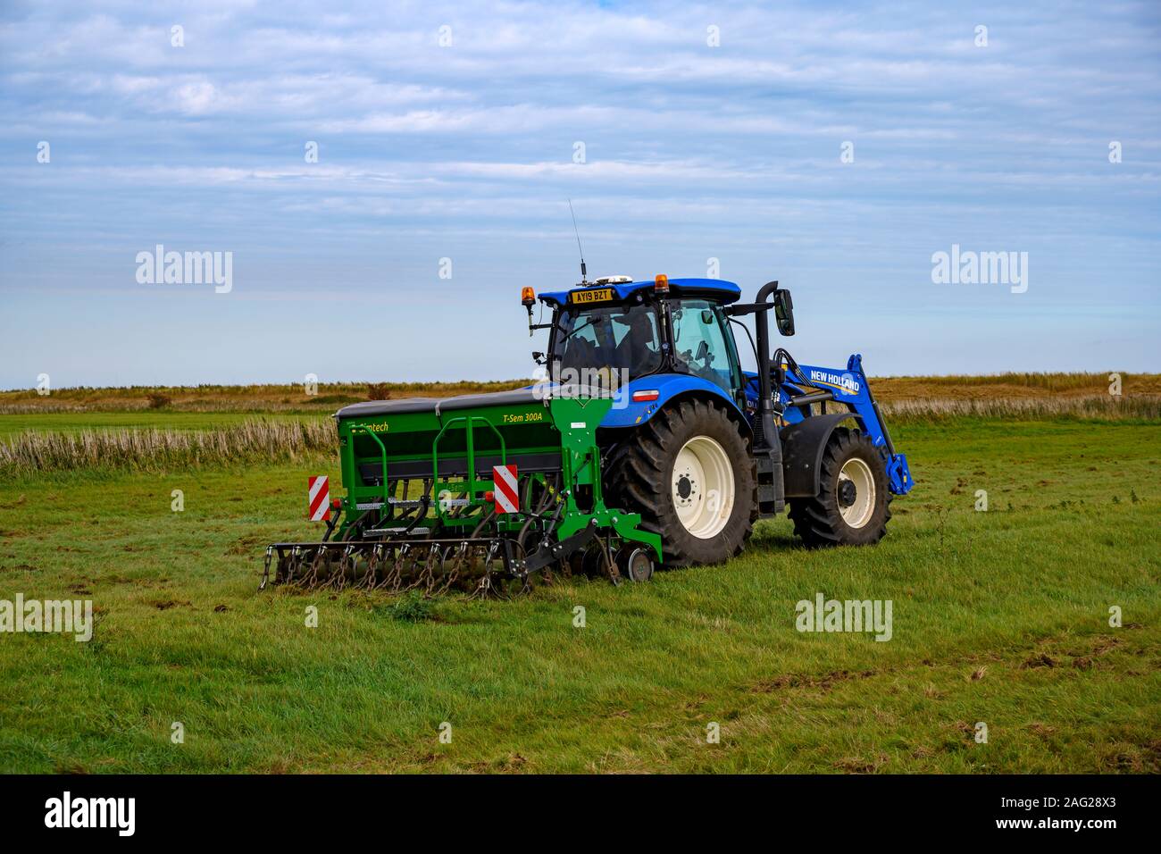 T drill hi-res stock photography and images - Alamy