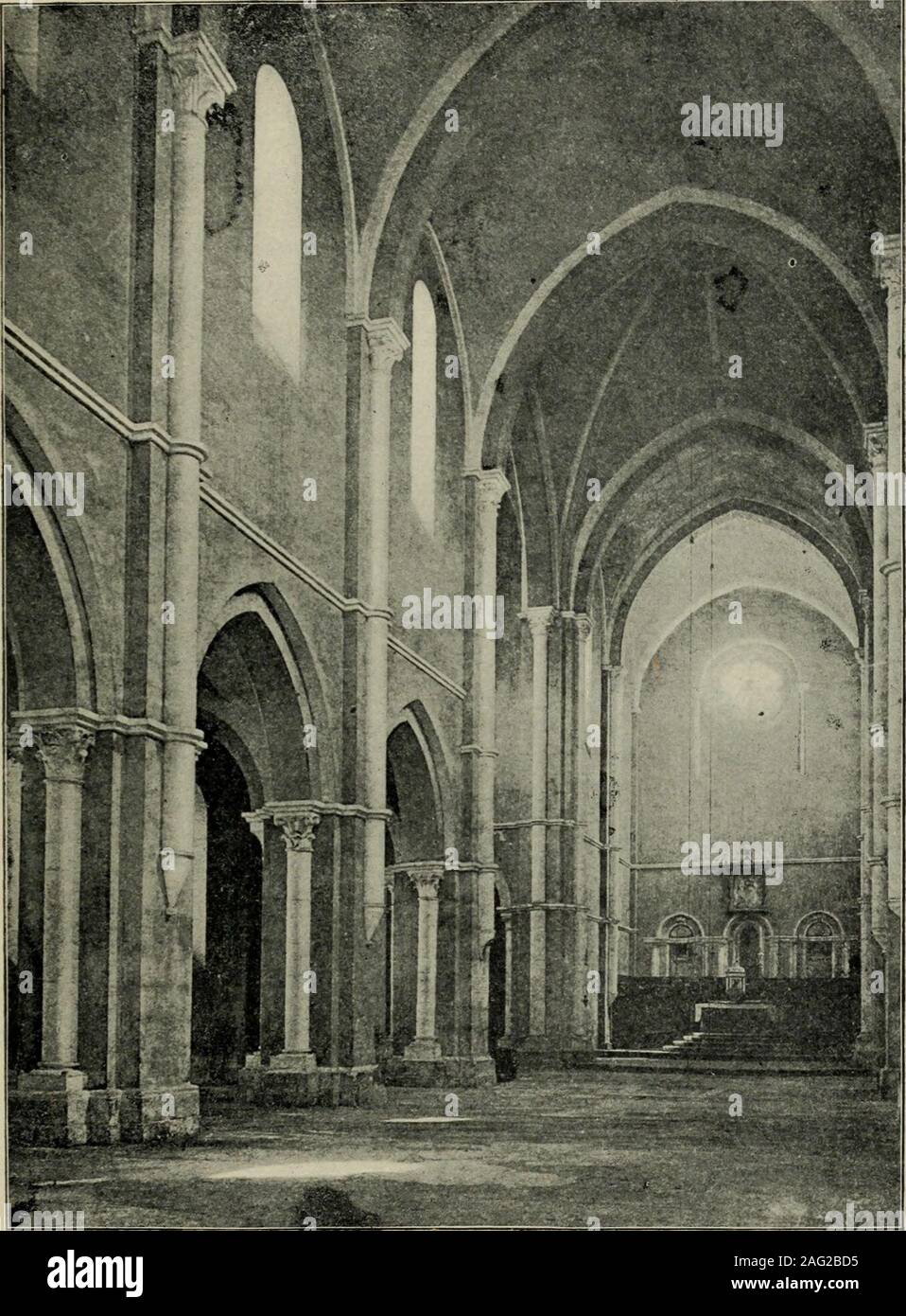 Arched clerestory windows hi-res stock photography and images - Alamy