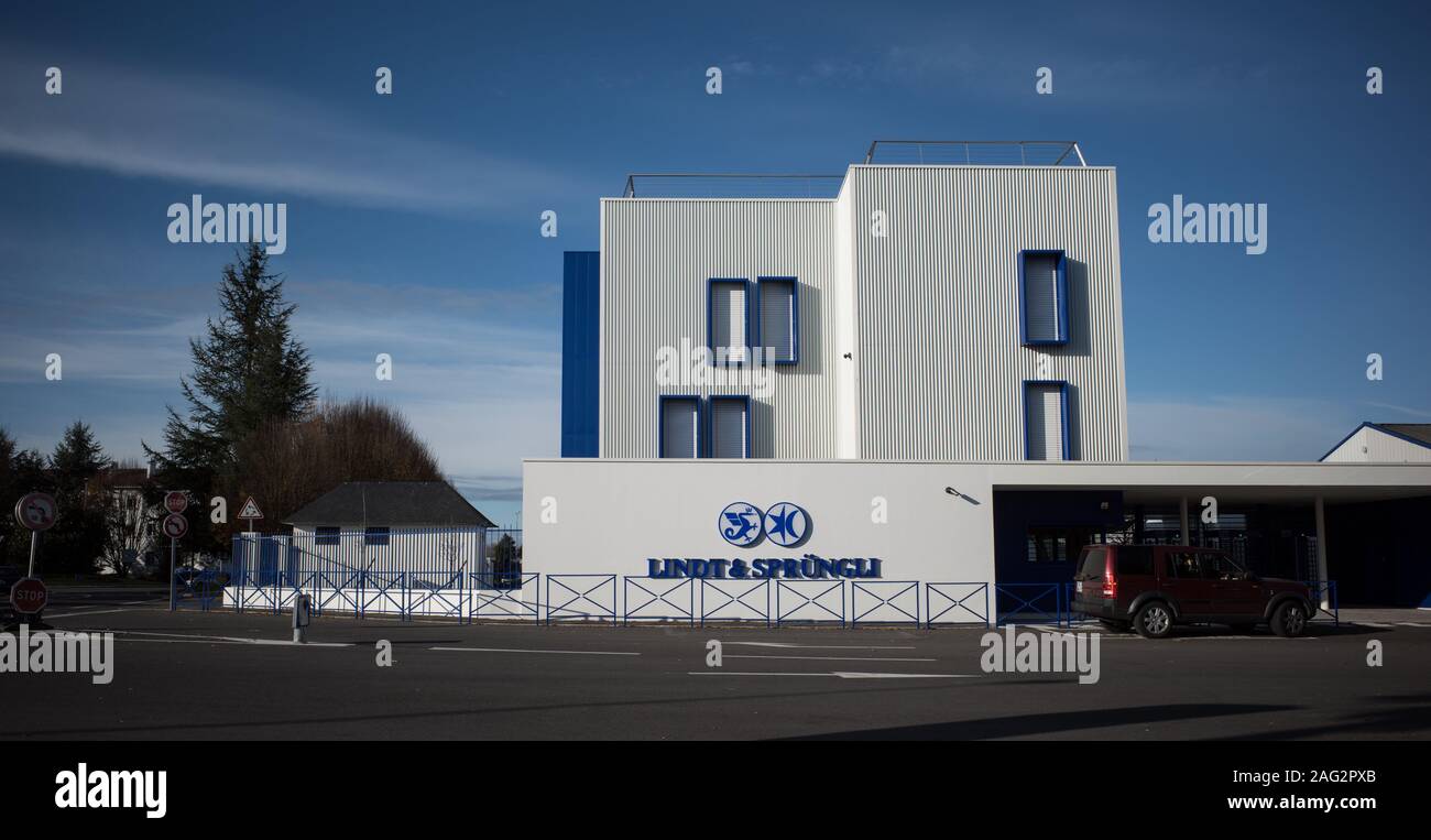 Usine lindt france hi-res stock photography and images - Alamy