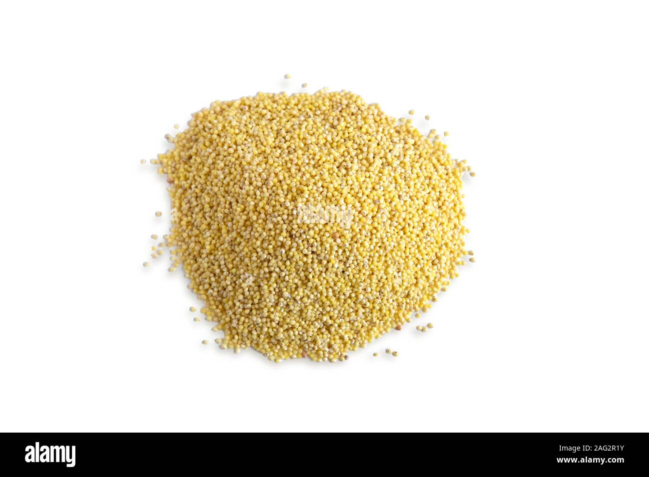 Dry millet isolated on white background. Photo heaps of millet cereals ...
