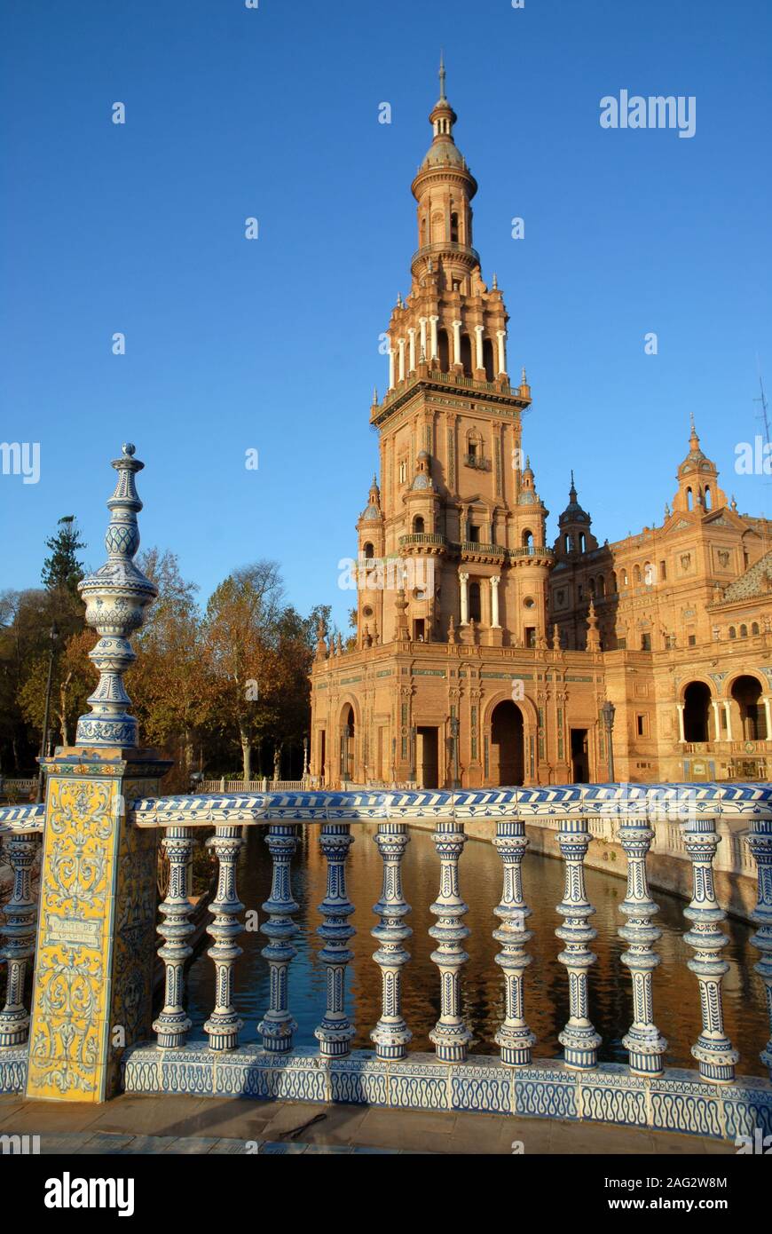 Spanish Square (Plaza de Espana), Seville, Spain Stock Photo - Alamy