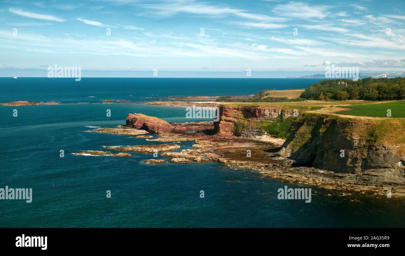 Beautiful Scotland landscape of the sea bay and rocks, Oxroad Bay, East ...