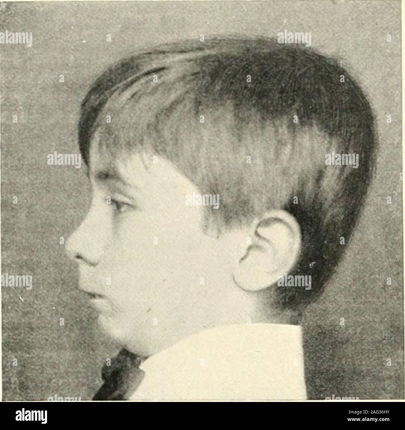 Arch positions hi-res stock photography and images - Alamy