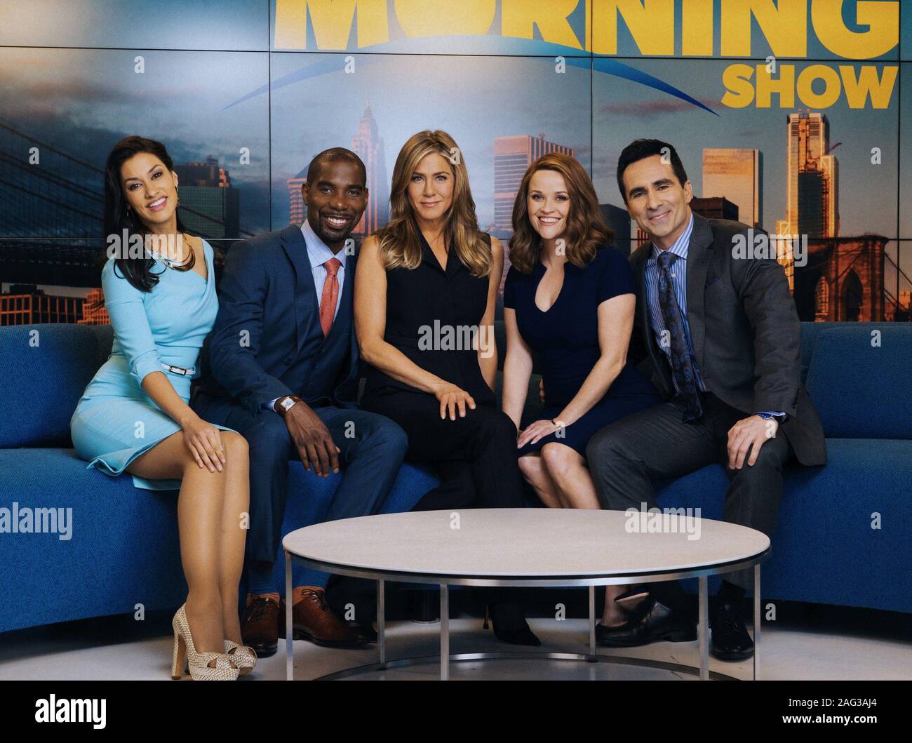 THE MORNING SHOW, from left: Janina Gavankar, Desean Terry, Jennifer ...