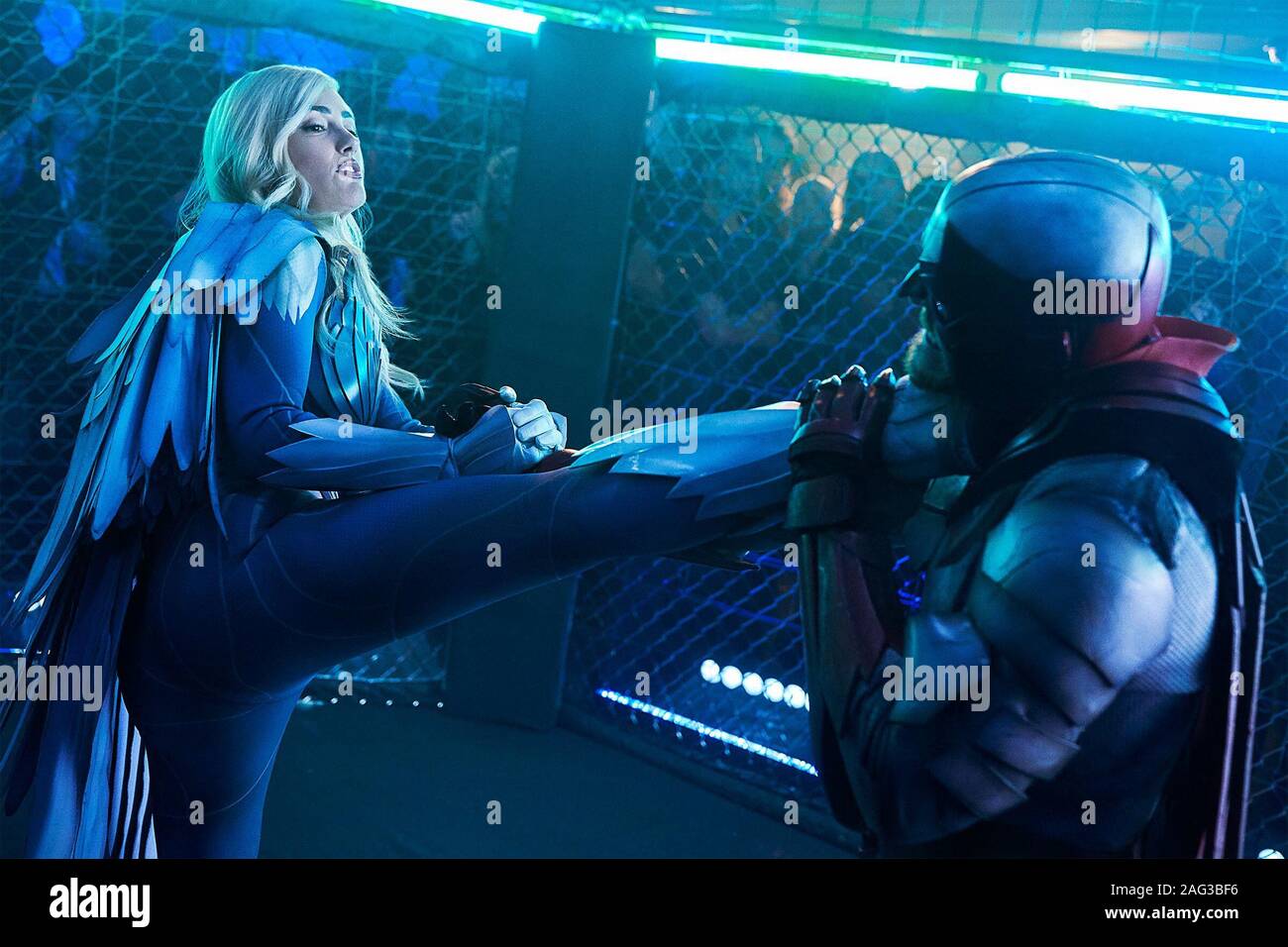 TITANS, from left: Minka Kelly, Alan Ritchson, 'Faux Hawk', (Season 2 ...
