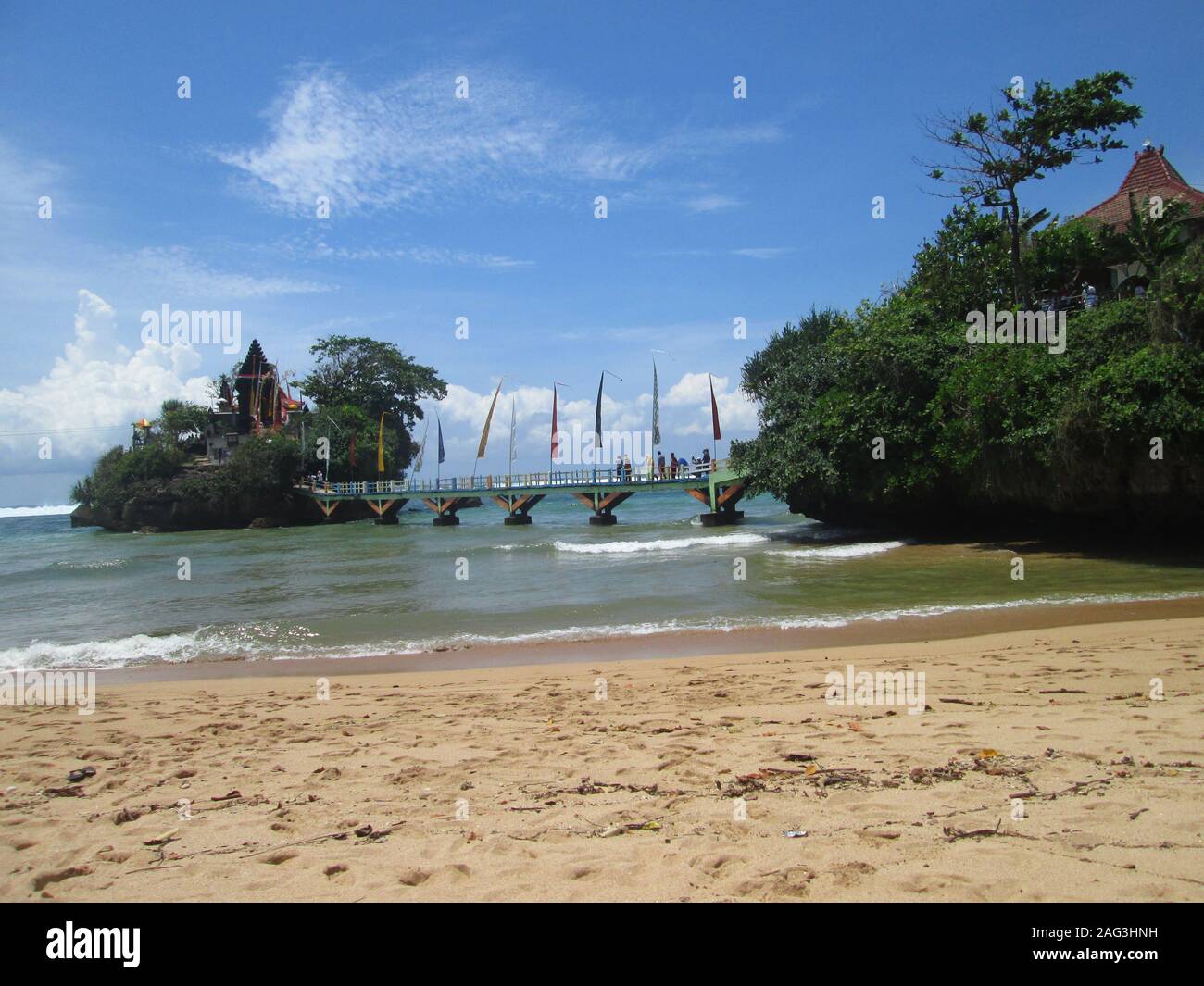 Beautiful beach and two small islands connected by a bridge Stock Photo ...