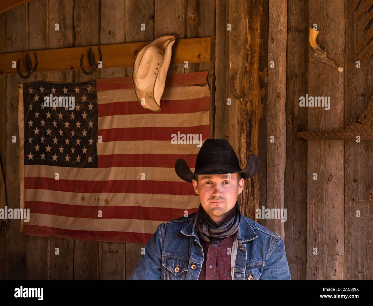 Cowboy wrangler hi-res stock photography and images - Alamy