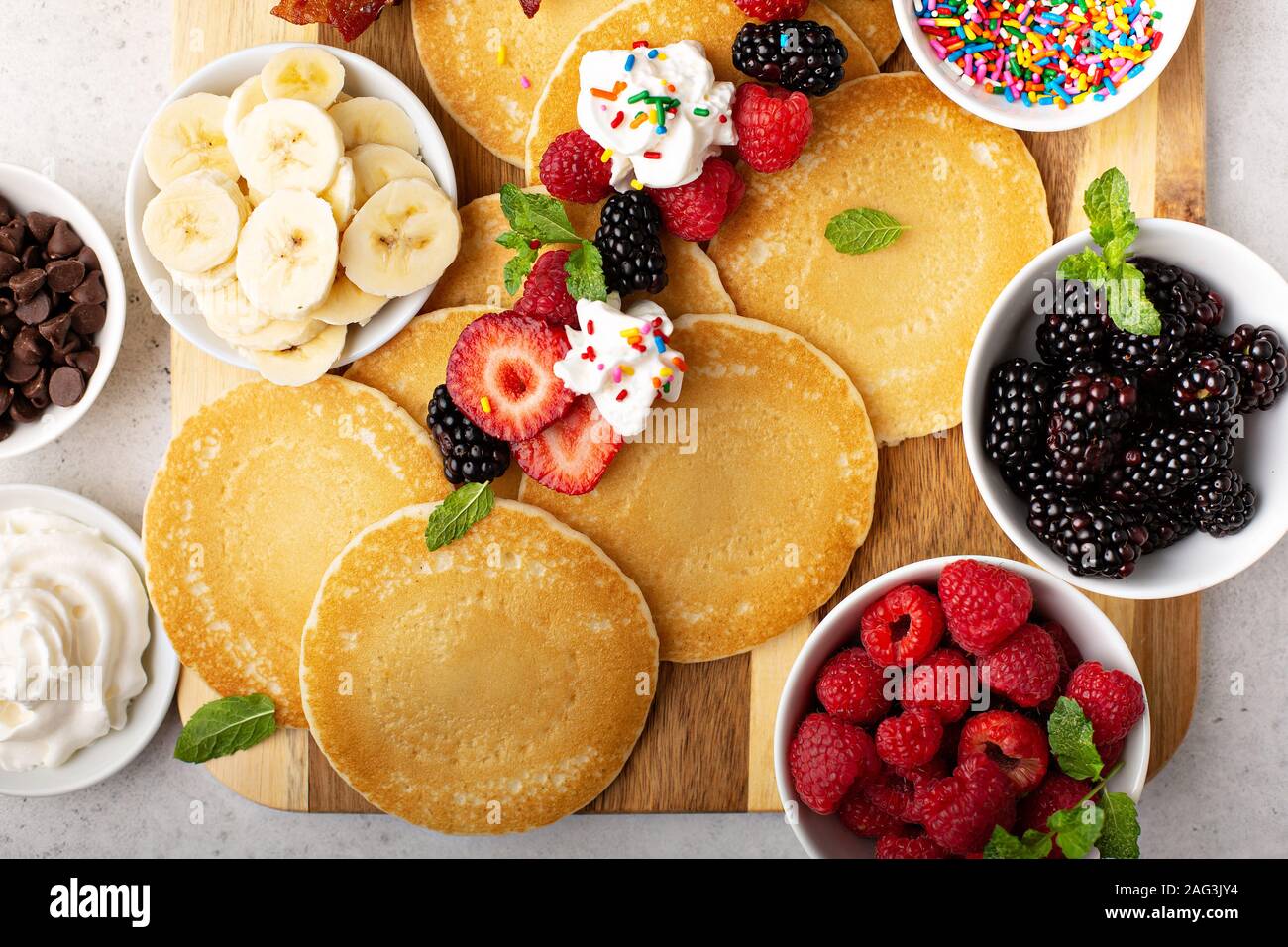 American pancake stack bacon hi-res stock photography and images - Alamy