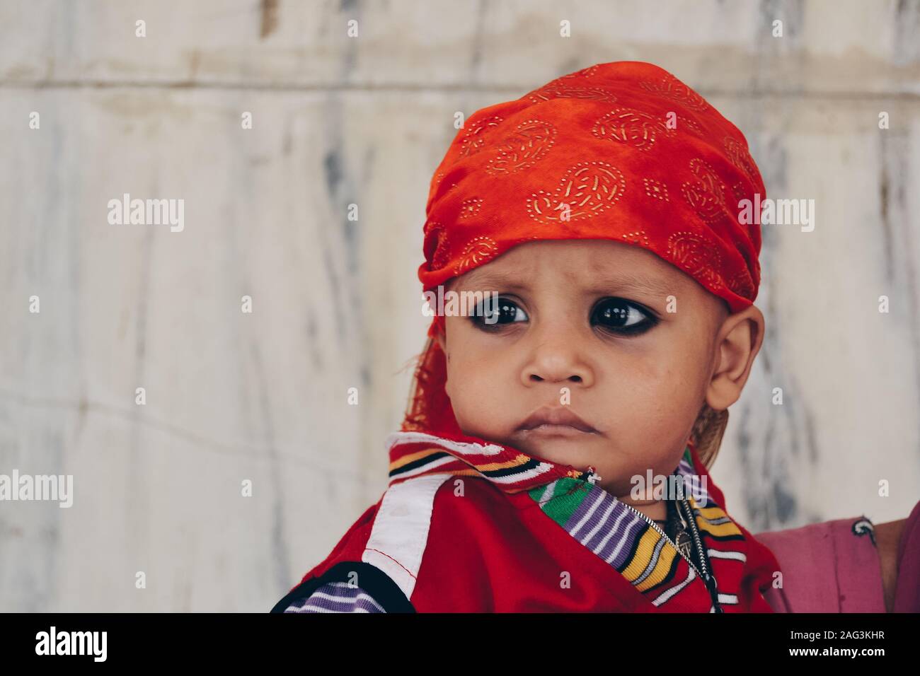 Indian kid with beautiful and big eyes Stock Photo - Alamy