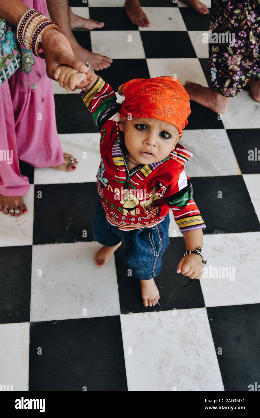 Indian kid with beautiful and big eyes Stock Photo - Alamy