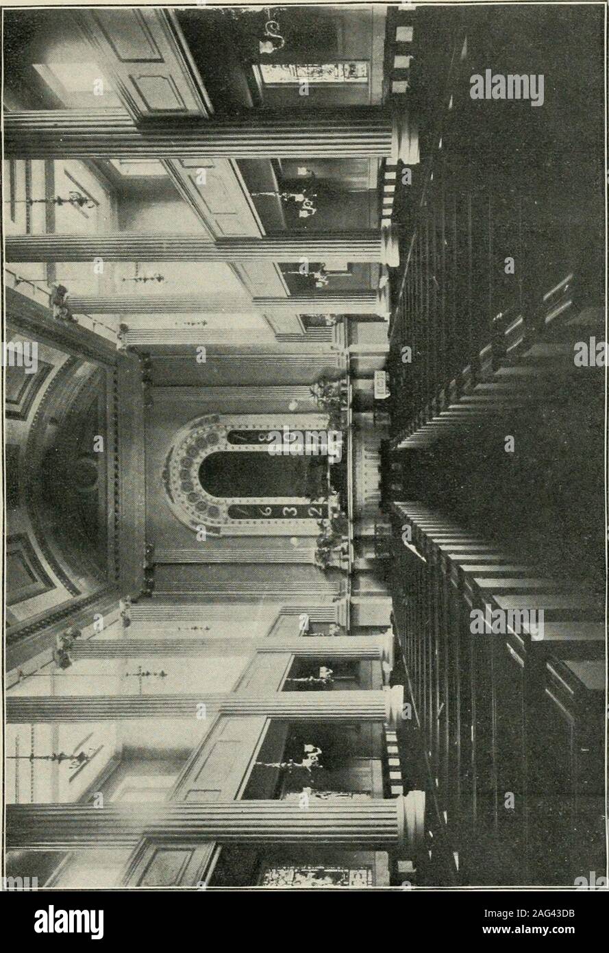 Six free columns hi-res stock photography and images - Alamy