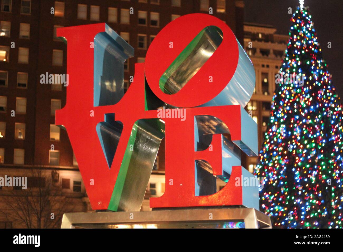 Big red Love sign in Philadelphia Stock Photo - Alamy