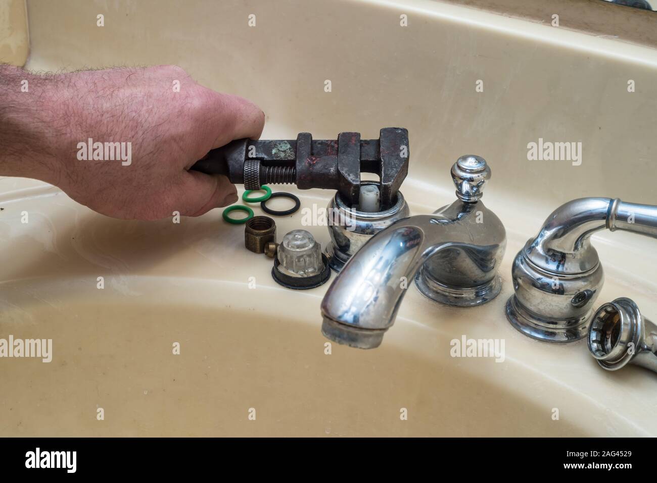 Fixing angle hi-res stock photography and images - Alamy